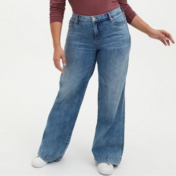 torrid | Jeans | Torrid Wide Leg Vintage Stretch High Rise Denim Jean ...